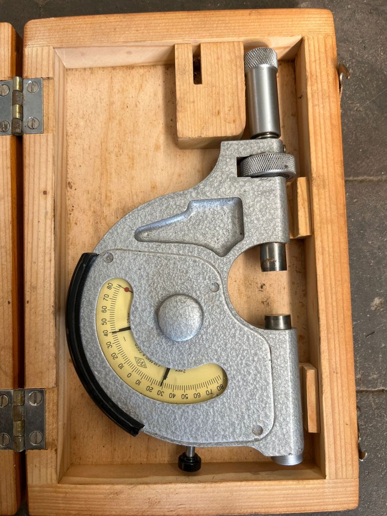 SET OF MICROMETER SCREW GAUGES [FROM 0 TO 150 mm] - Laxmi Metal ...