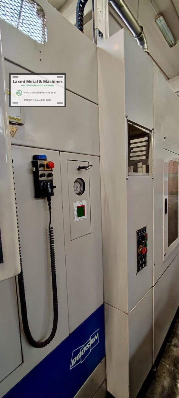 CNC LATHE, DOOSAN PUMA - 300B GL (Gantry Loader) - Laxmi Metal ...